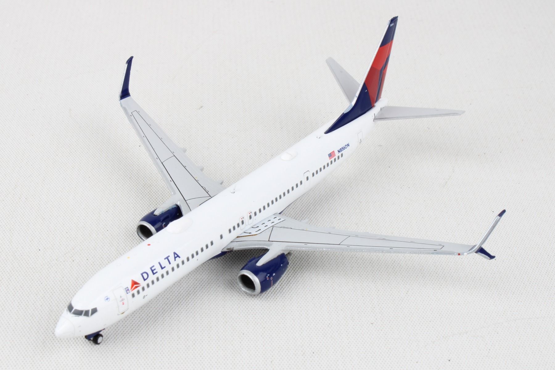 GeminiJets Delta 737-900ERS 1/400 Reg# N856DN - Pilot Stuff Online