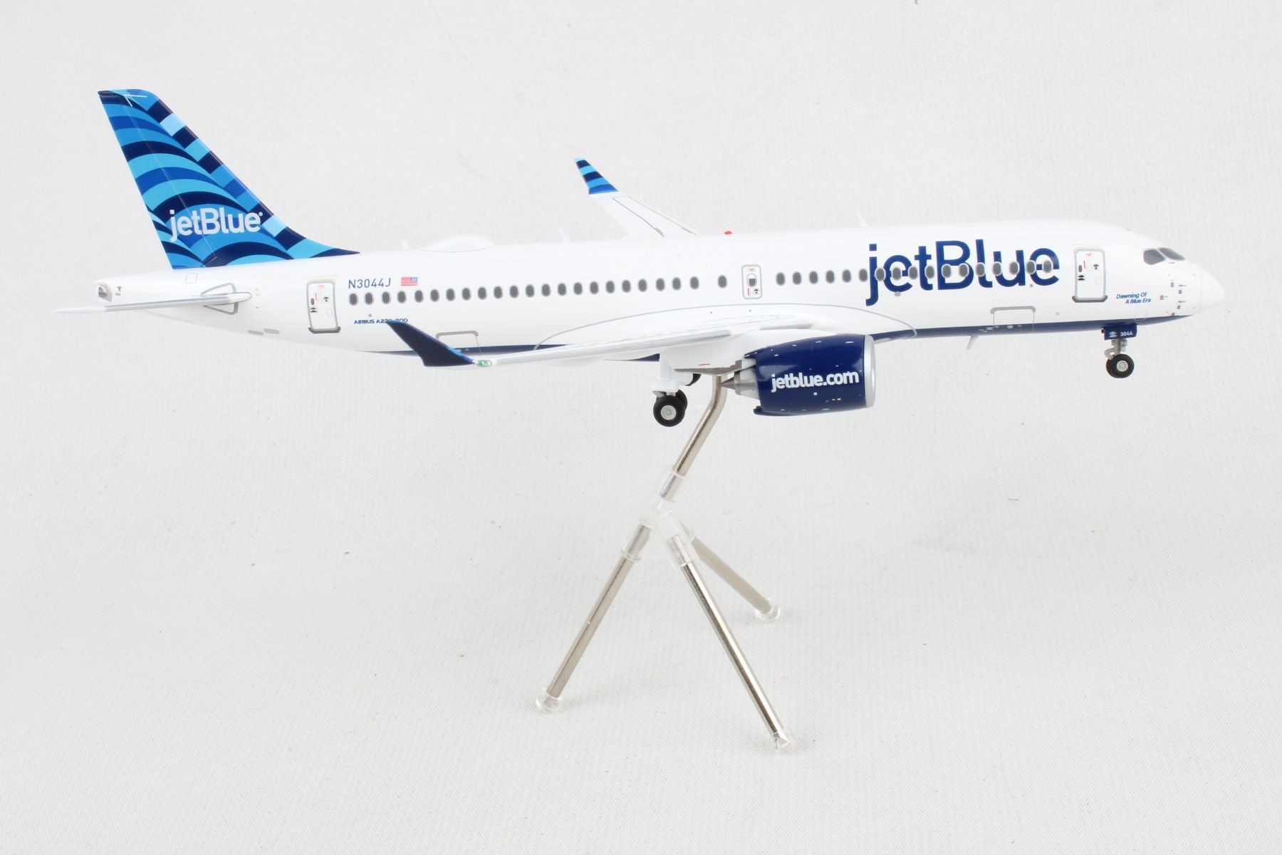 Gemini200 jetBlue A220-300 1/200 Reg# N3044J - Pilot Stuff Online
