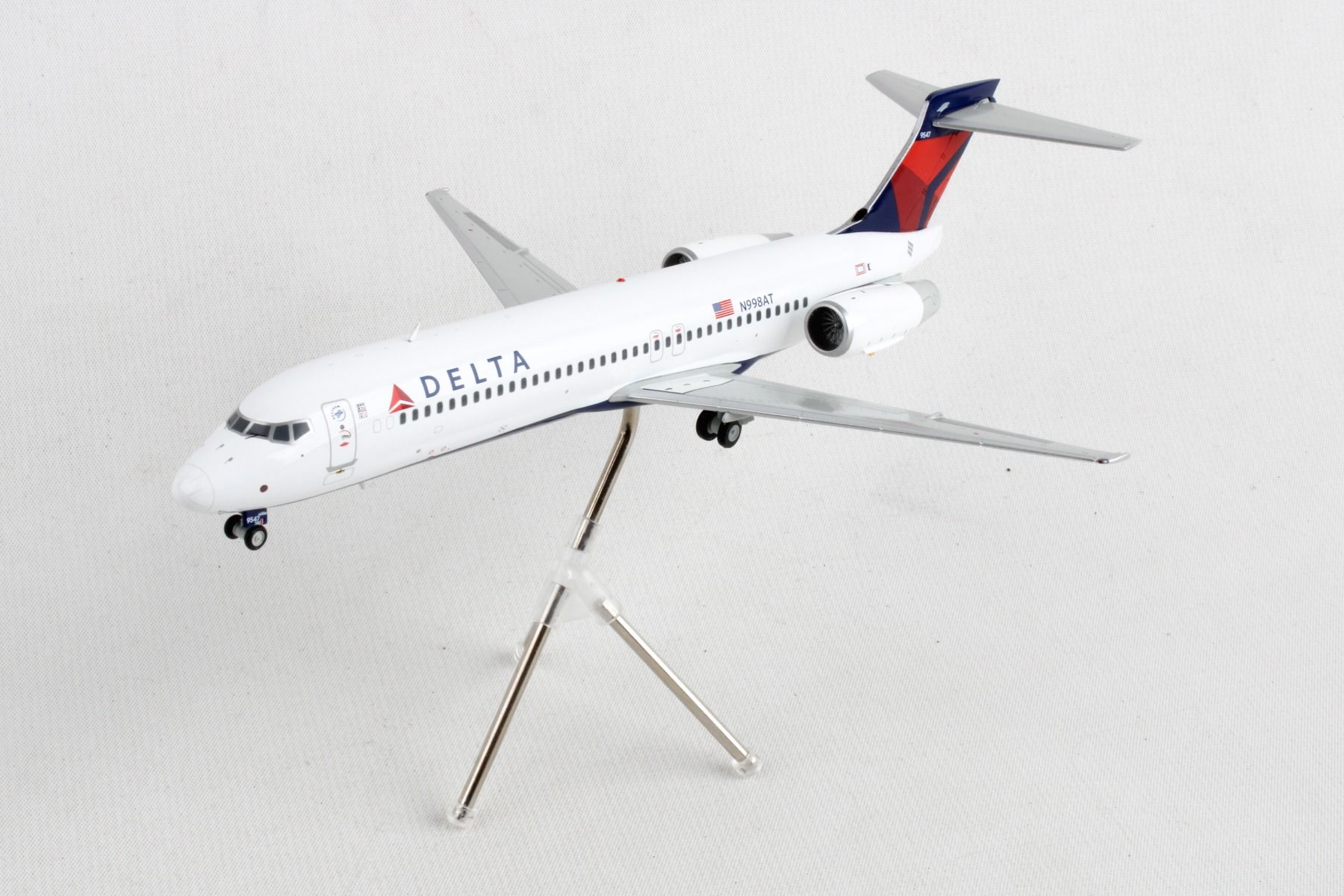 Gemini200 Delta Air Lines 717-200 1/200 Reg# N998AT - Pilot Stuff Online
