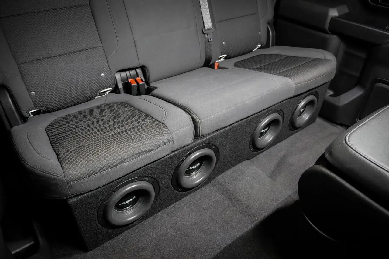 Skar Audio Quad 8" 1600W RMS Loaded Ported Subwoofer Enclosure for 2019 ...