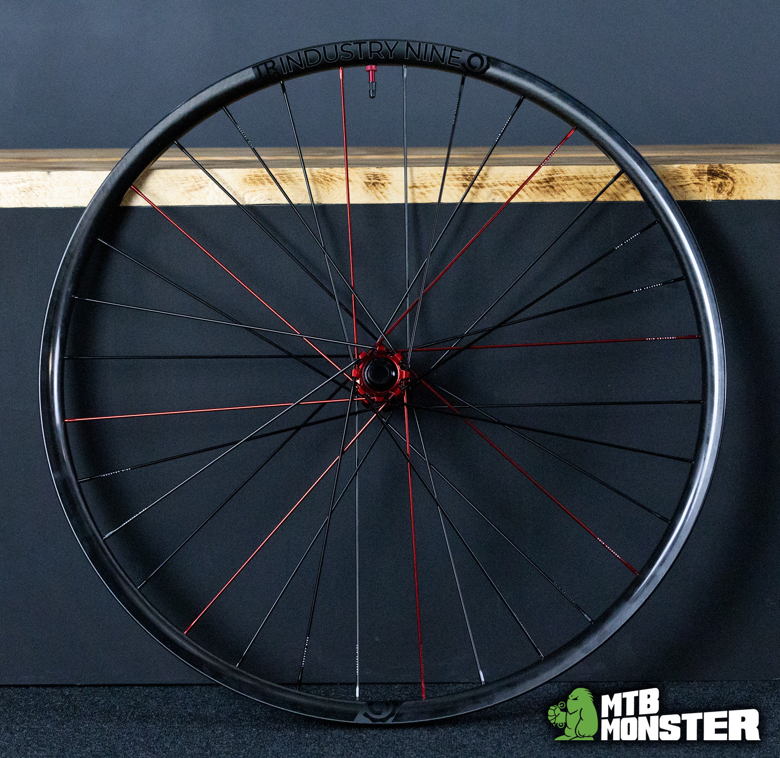 IndustryNine 280 Carbon Wheelset! Black/Red!