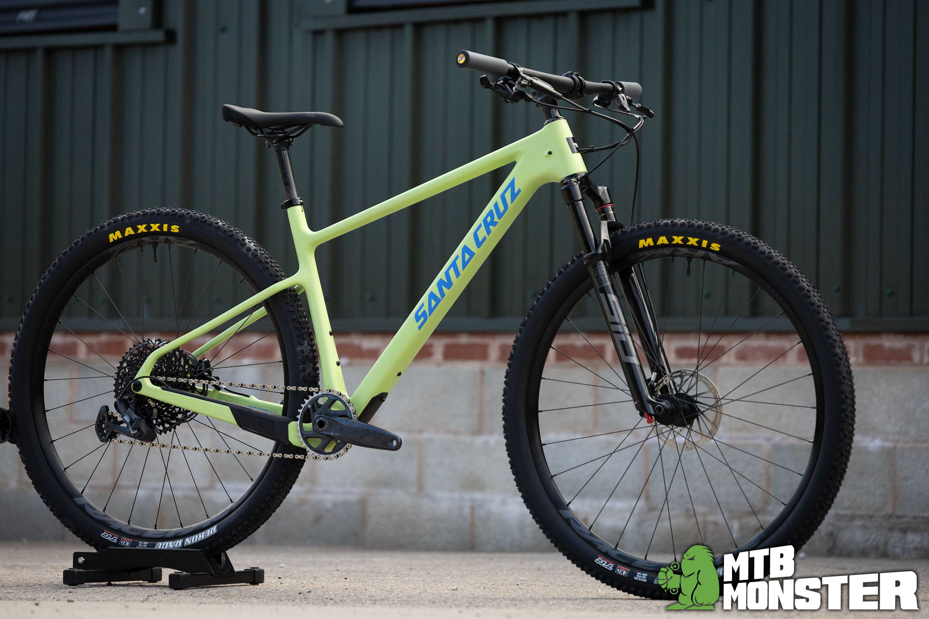 Just left the workshop today. Santa Cruz Highball C S Kit