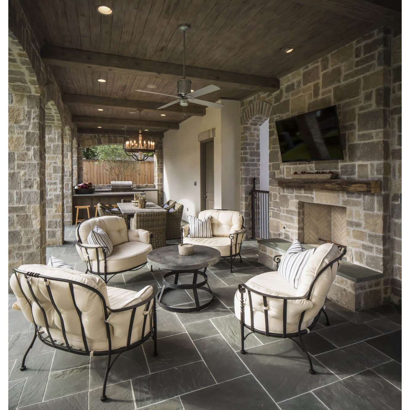 48" Magnum Isokern Fireplace - Earthcore