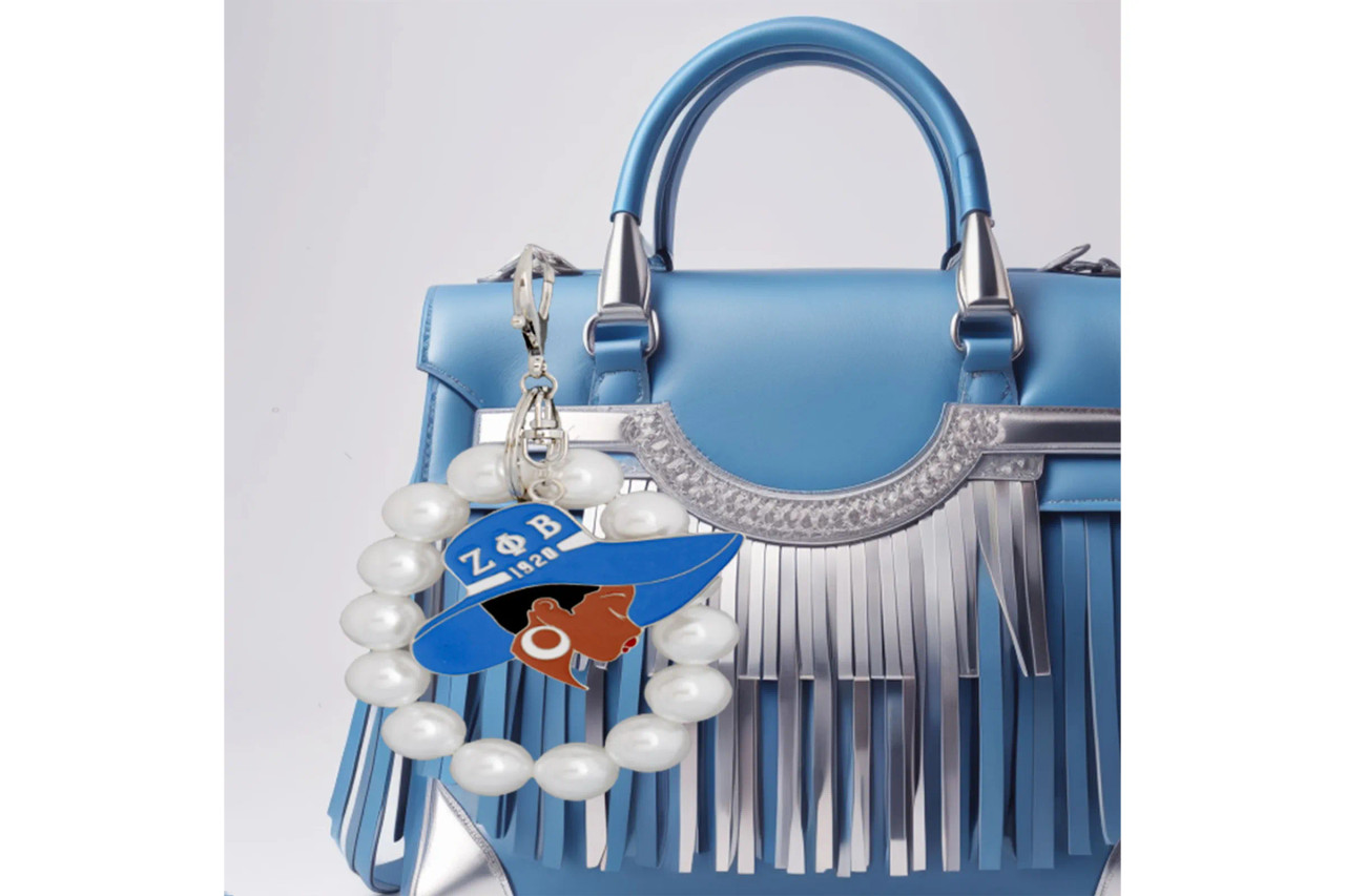 Blue White Hat Pearl Keychain - Prime Heritage Gifts