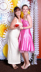 10 Prom Photos You Need to Take - Prom Headquarters