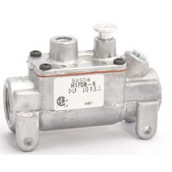 BASO H17AB-2 Automatic Pilot Valve - FurnacePartSource.com