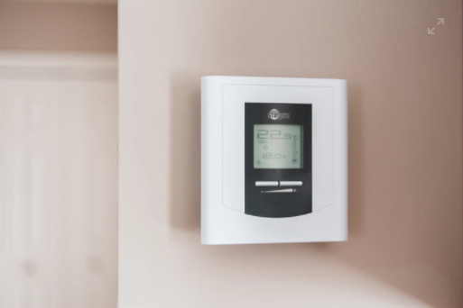 Top Thermostat Brands Buying Guide For 2021 - FurnacePartSource.com