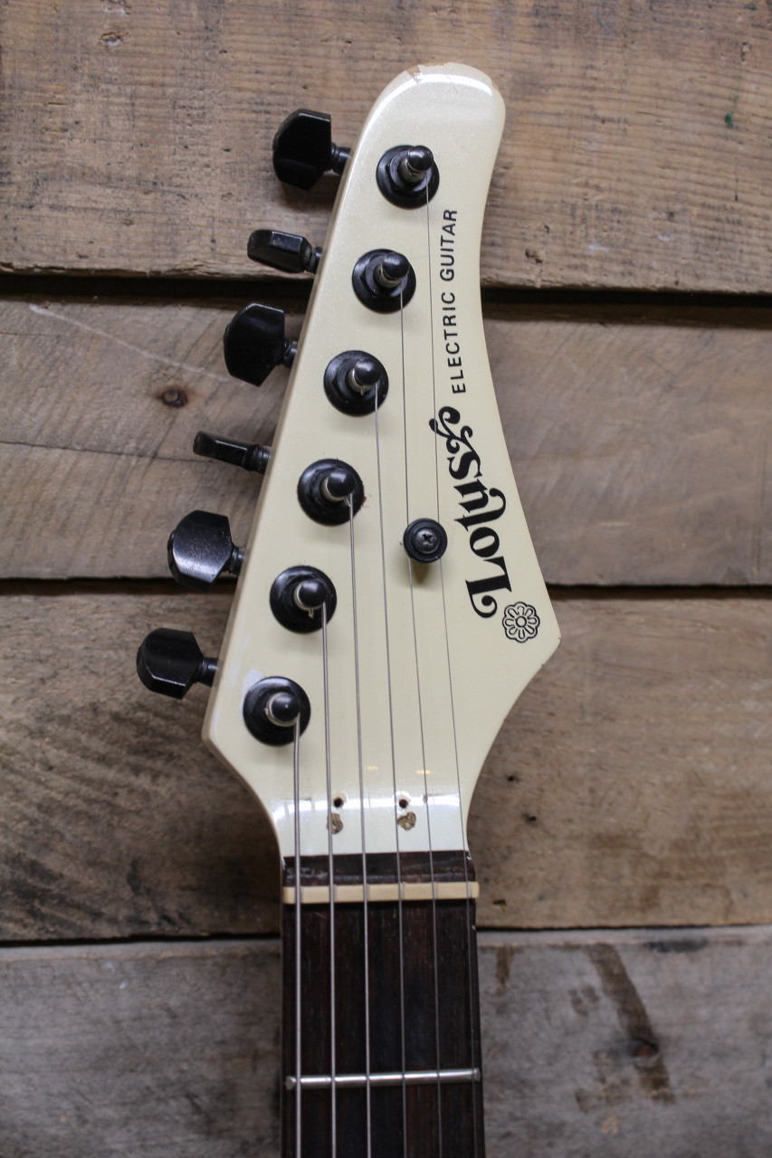 Lotus Vintage White Pearl Electric Guitar
