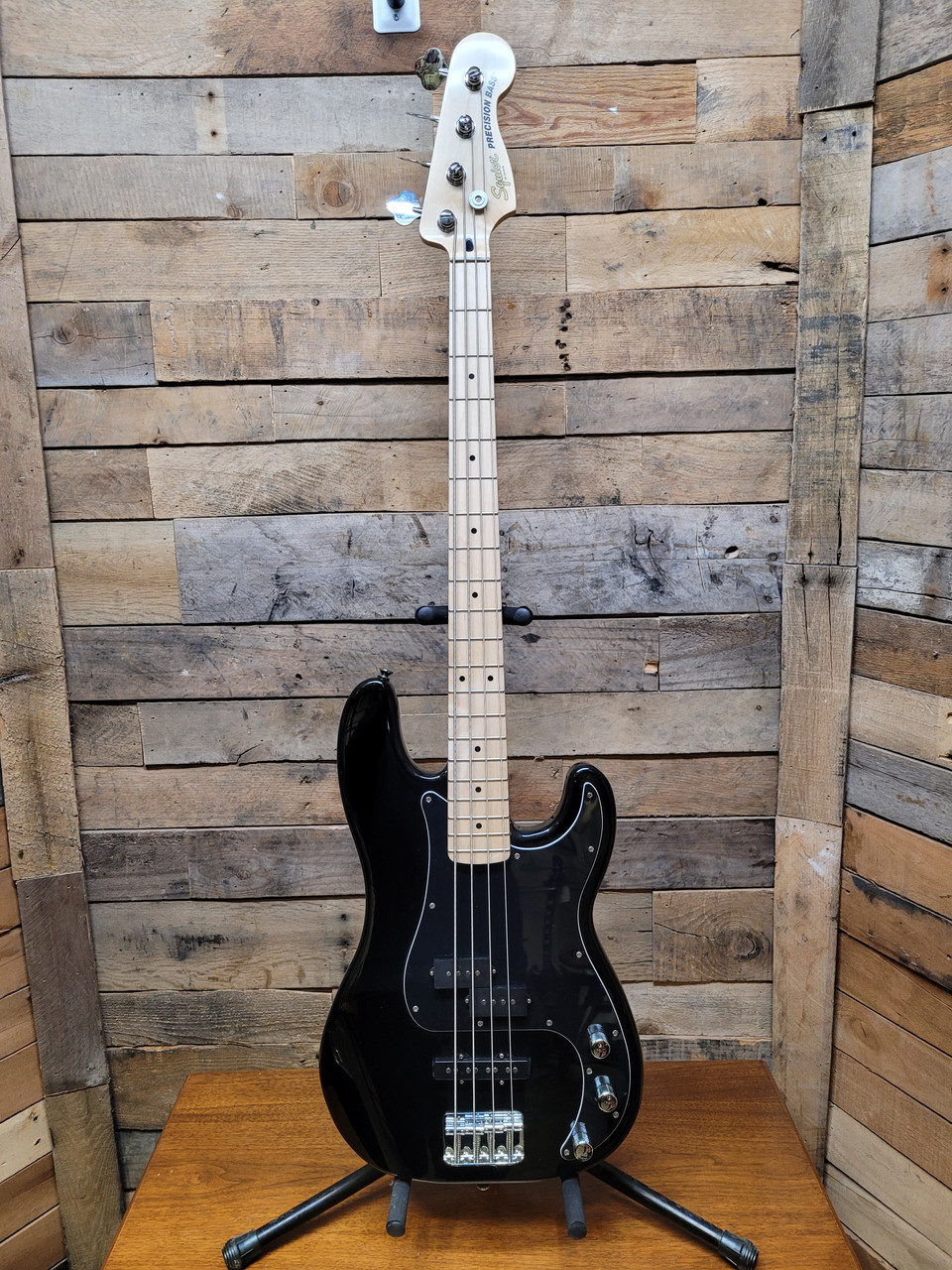Squier PJ Affinity Electric Bass Guitar - Local Pickup IL only