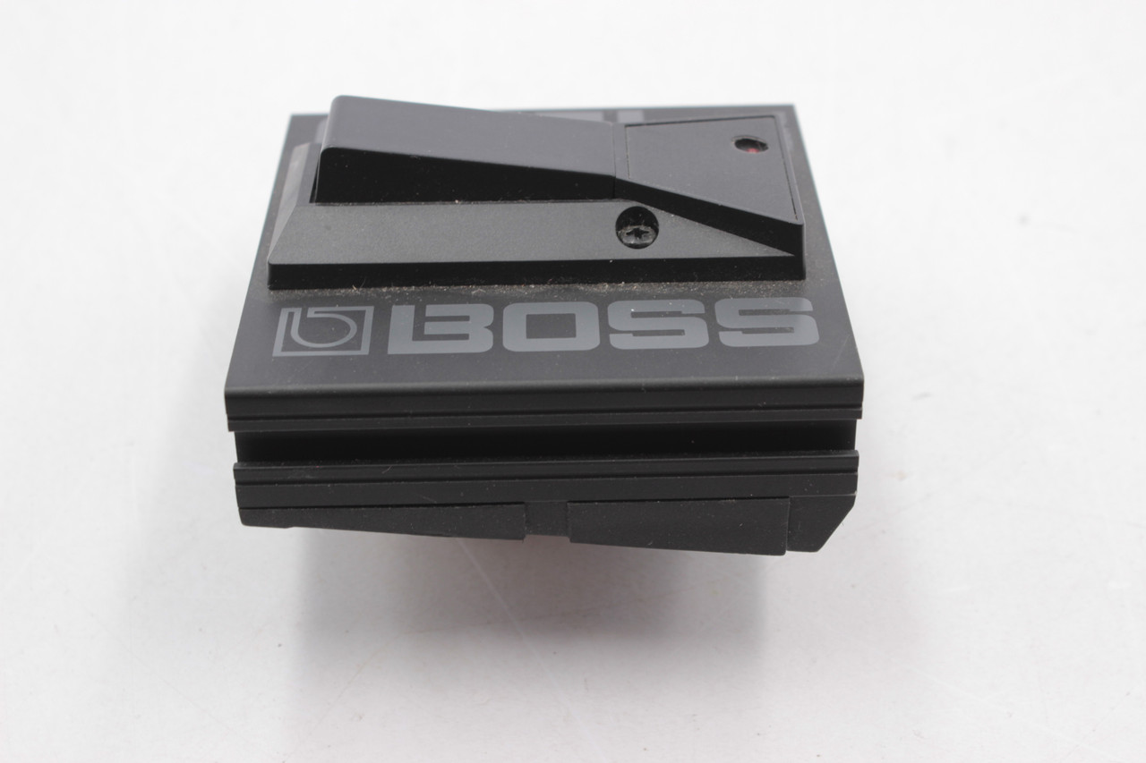 Boss FS-5L Latching Footswitch : Musical Instruments
