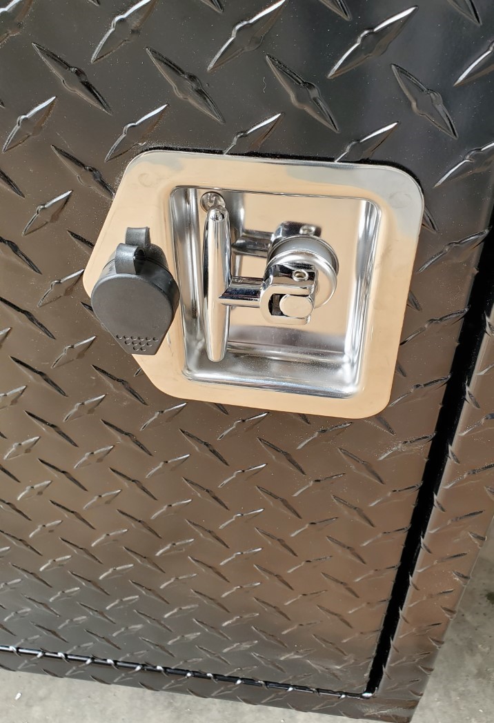 Metal LP Tank Cover - GoIceFish