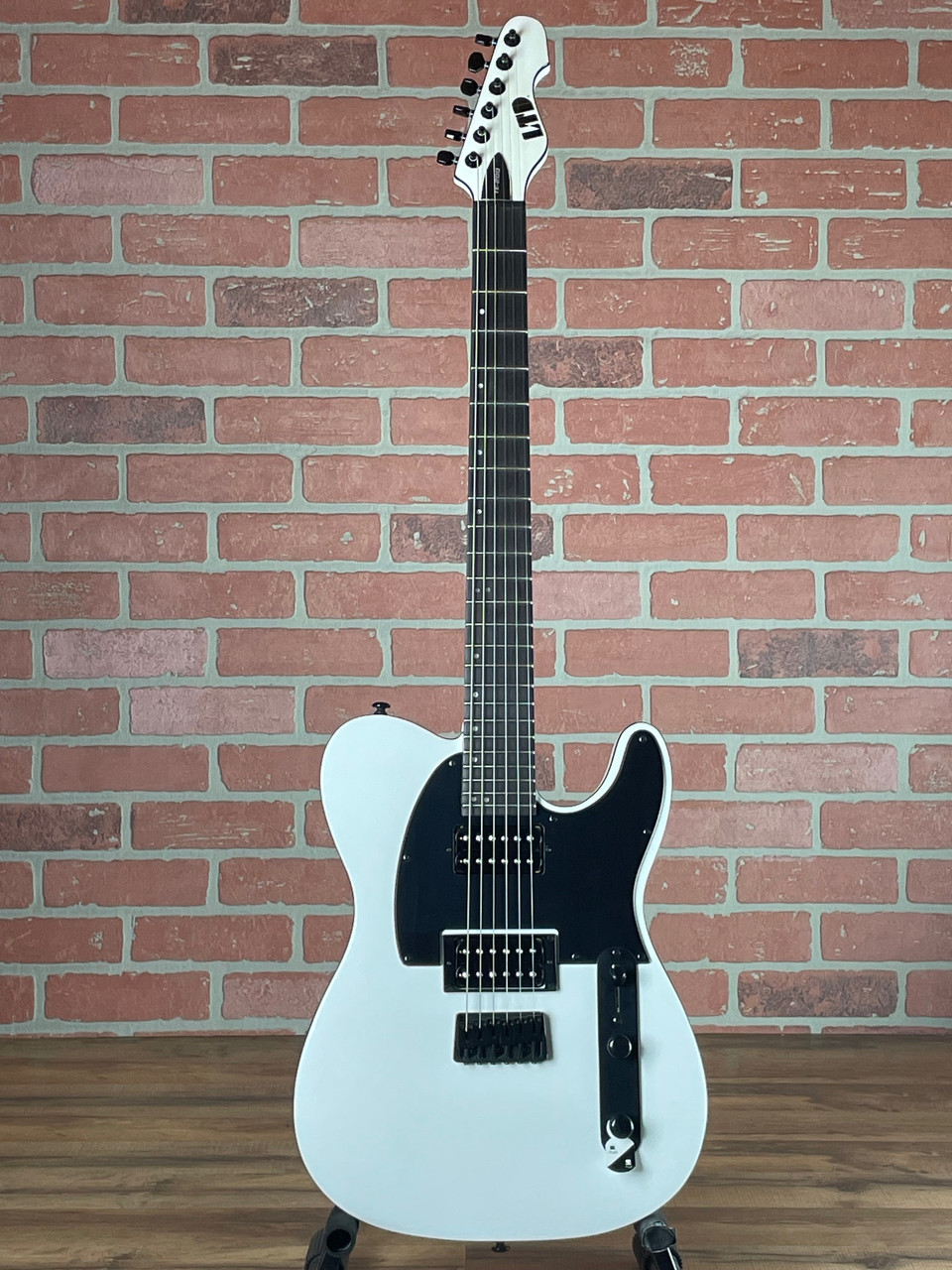 ESP LTD TE-200 Electric Guitar - Snow White at No Limit Guitar Co.