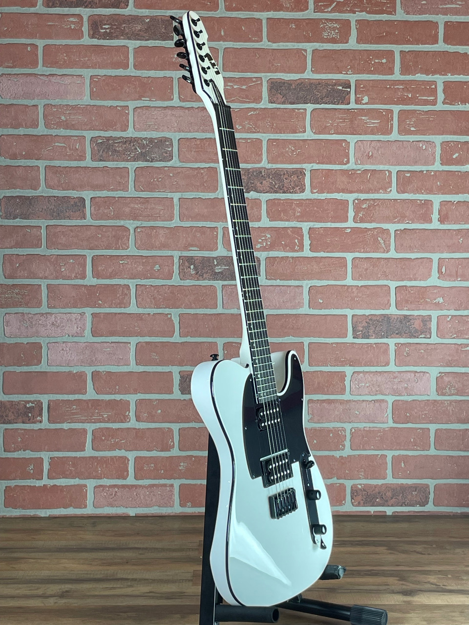ESP LTD TE-200 Electric Guitar - Snow White at No Limit Guitar Co.