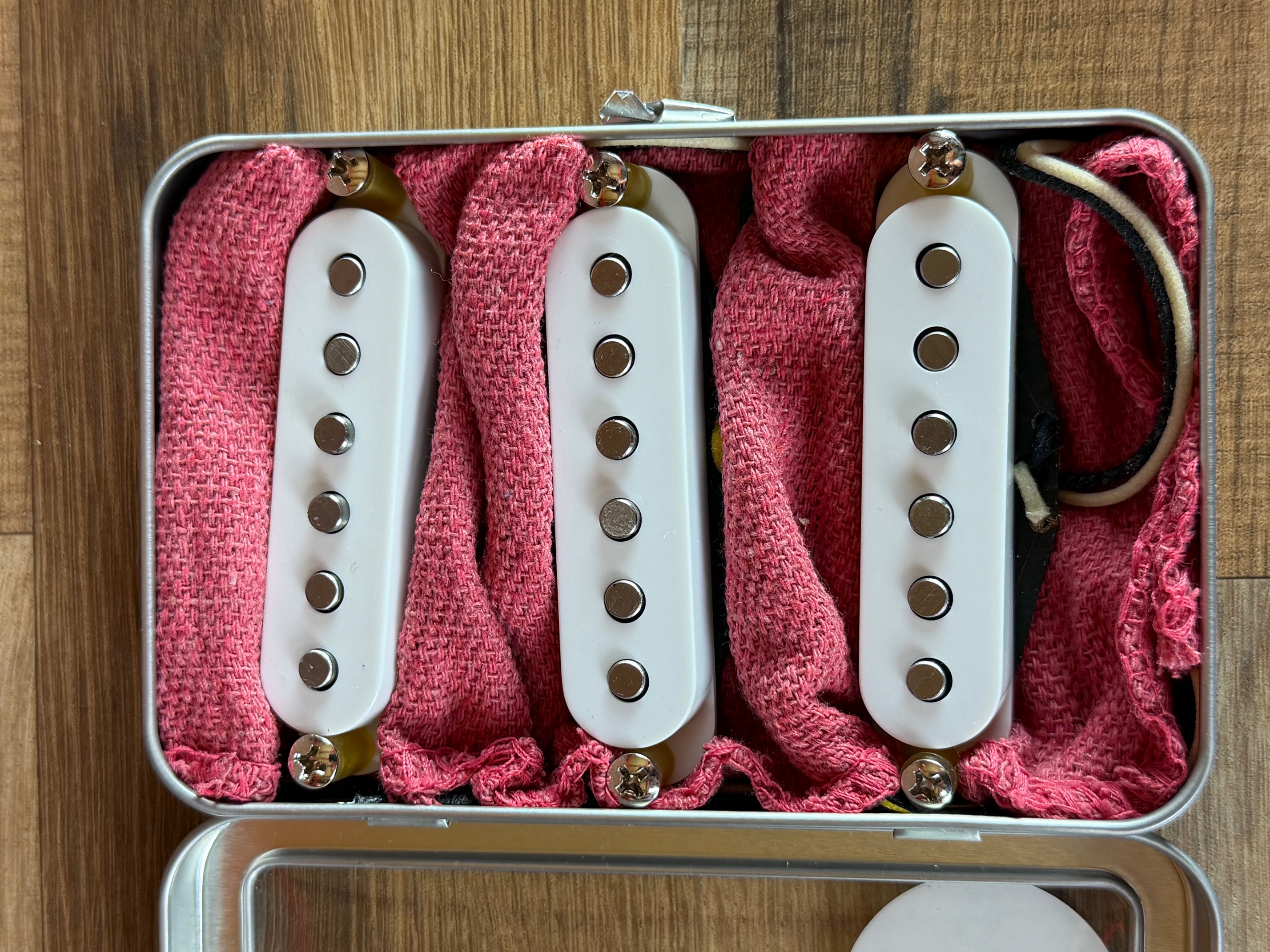 Shop Eric Daw S-Style Handmade Pickups - White Set | No Limit Guitar Co