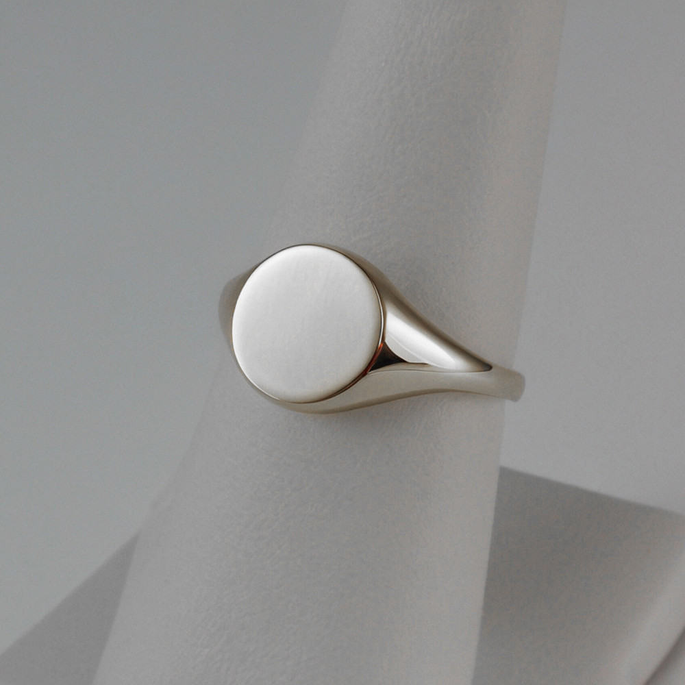 Sterling Silver Round Signet Pinky Ring | LA Blingz