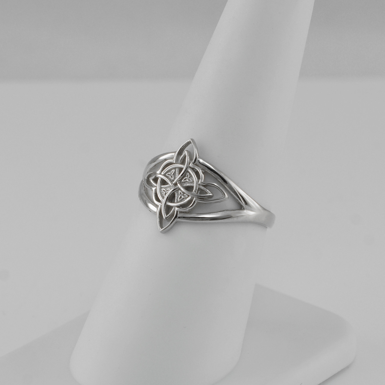 Sterling Silver Celtic Trinity Knot Triquetra Ring for Women | LA Blingz