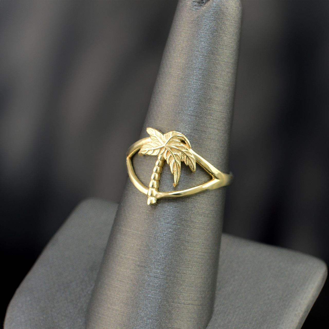 Palm Tree Gold Ring for Women – Island Beach Jewelry in 10K/14K