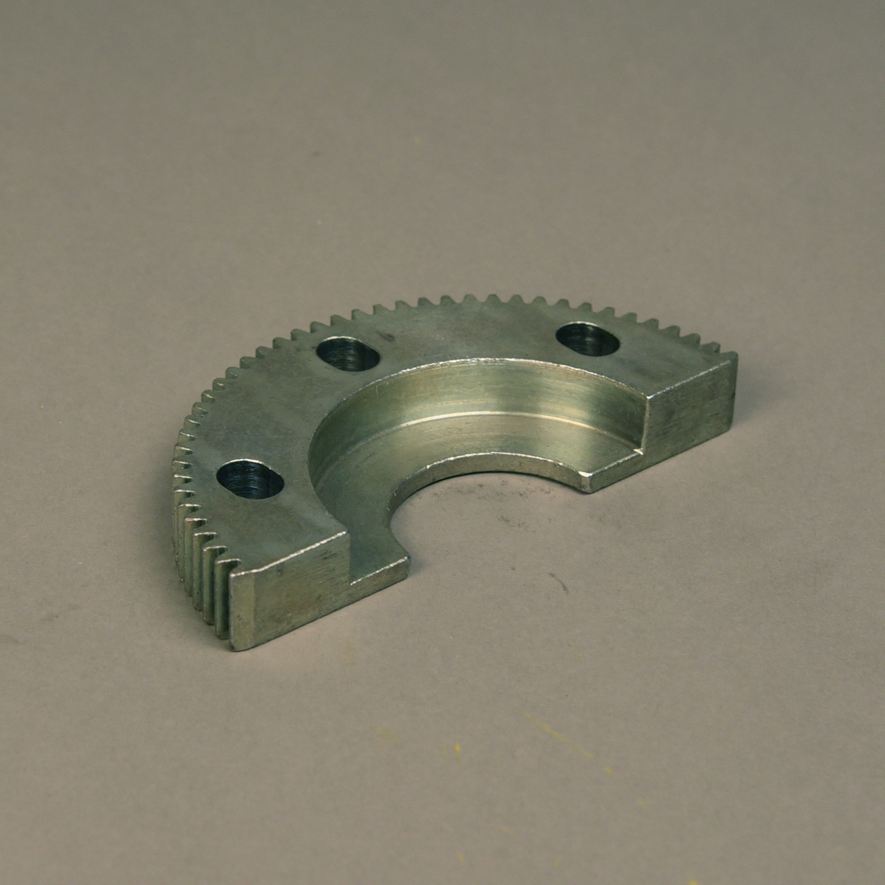 5736605, BOLT ON ARM RESTRAINT GEAR 5736605, BENDPAK