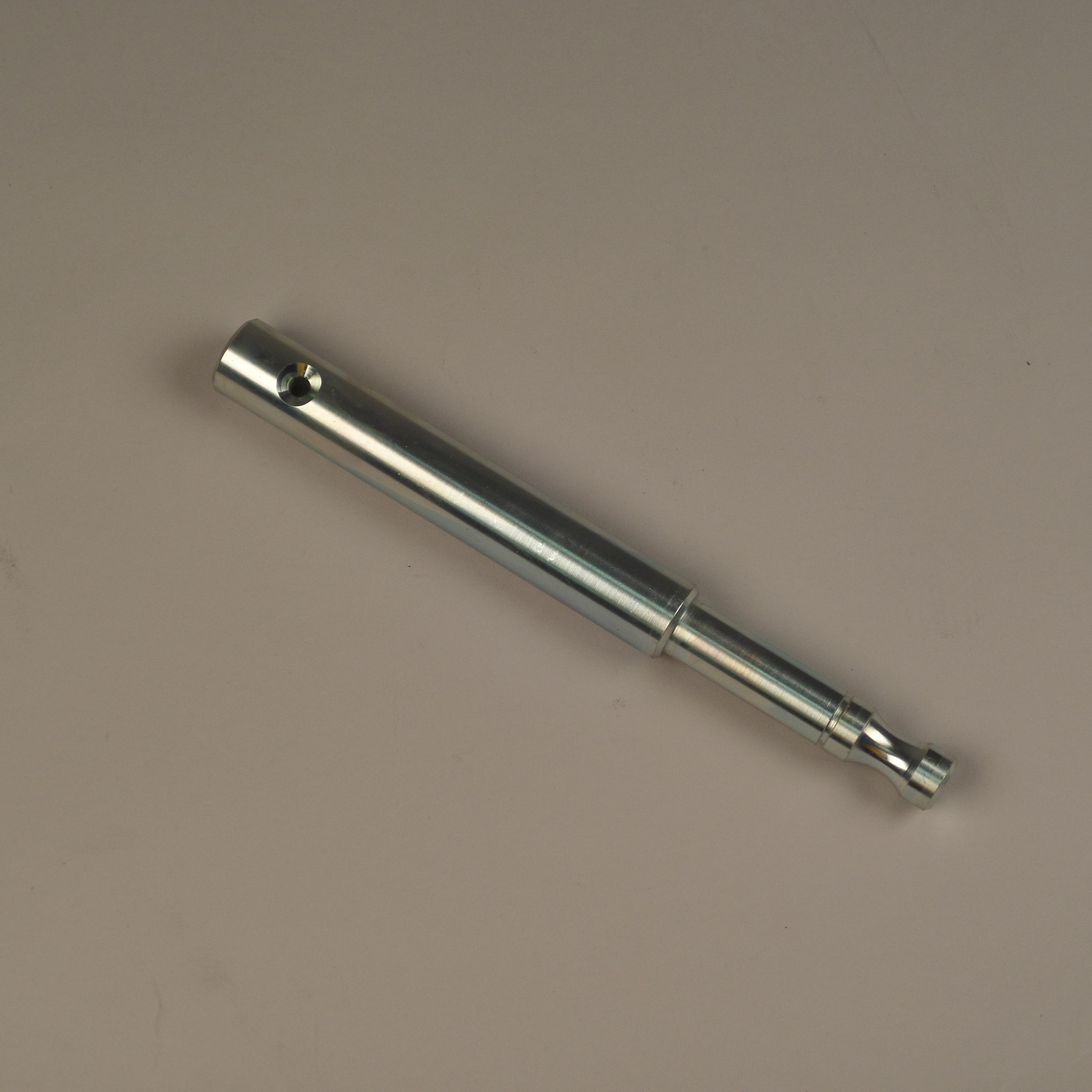 Arm Restraint Actuator Pin Ref 143536 for Forward Lifts