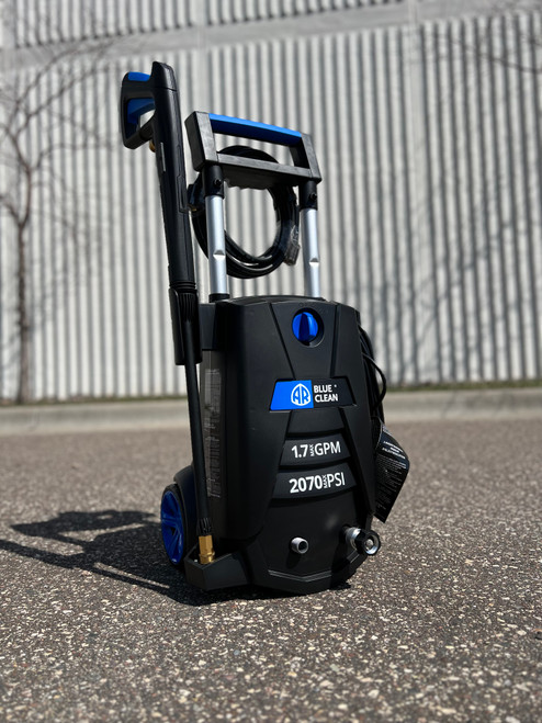 AR Blue Clean BC383HSB, 2070 PSI, 1.7 GPM, 13 amp Electric Pressure Washer