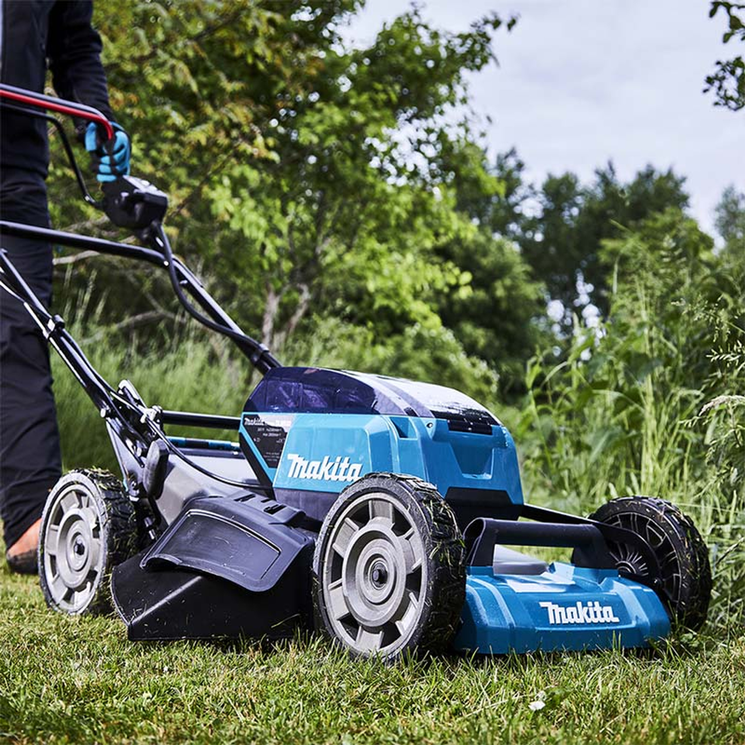 Makita lawn mower with roller store