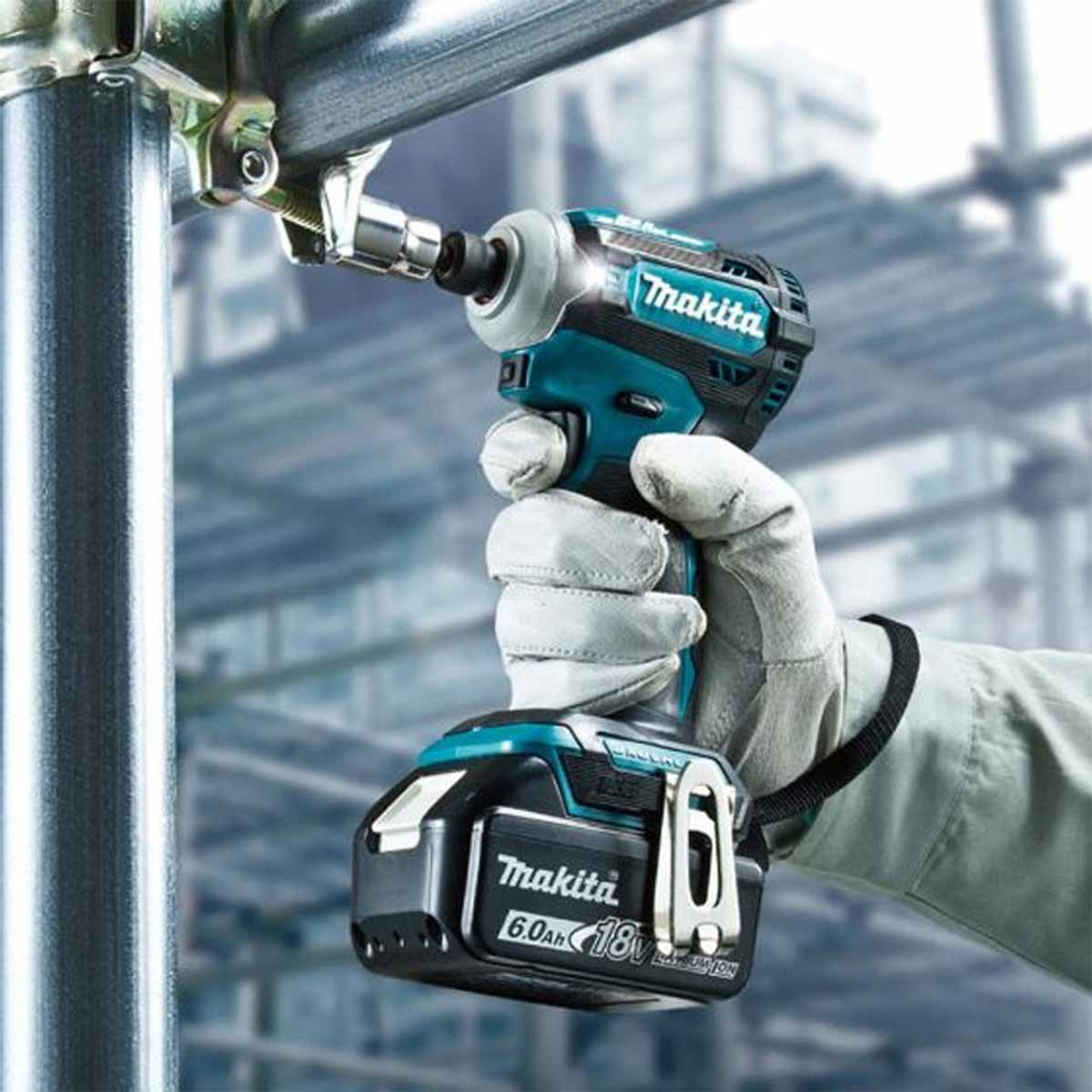 Makita DTD172STJ LXT 18V Brushless Impact Driver with 1 x 5.0 Ah Toolden