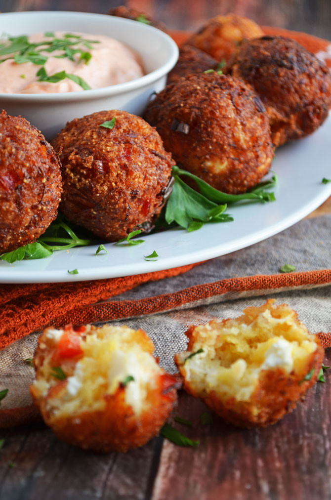 CHEESY CRAB POPPERS - 50 pieces per tray