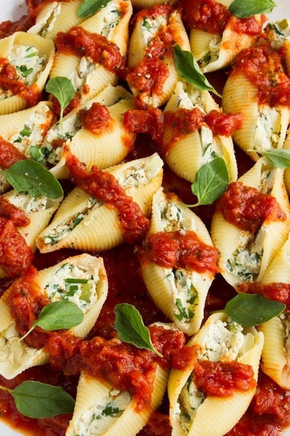 Jumbo Stuffed Shells (V)