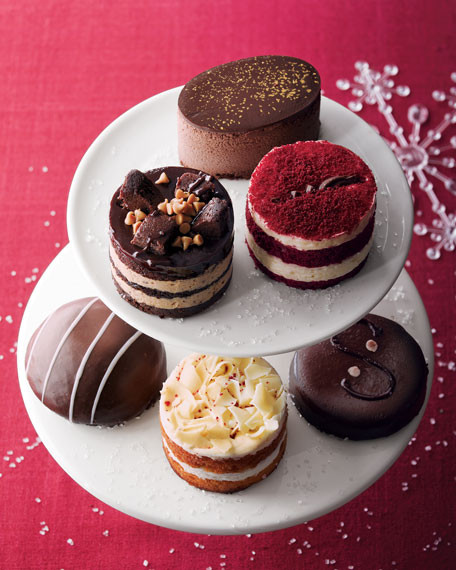 Gourmet Mini Cakes Sampler - 6 included
