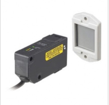 Keyence LV-H65 Digital Laser Sensor, Retro-Reflective Sensor Head, Area ...