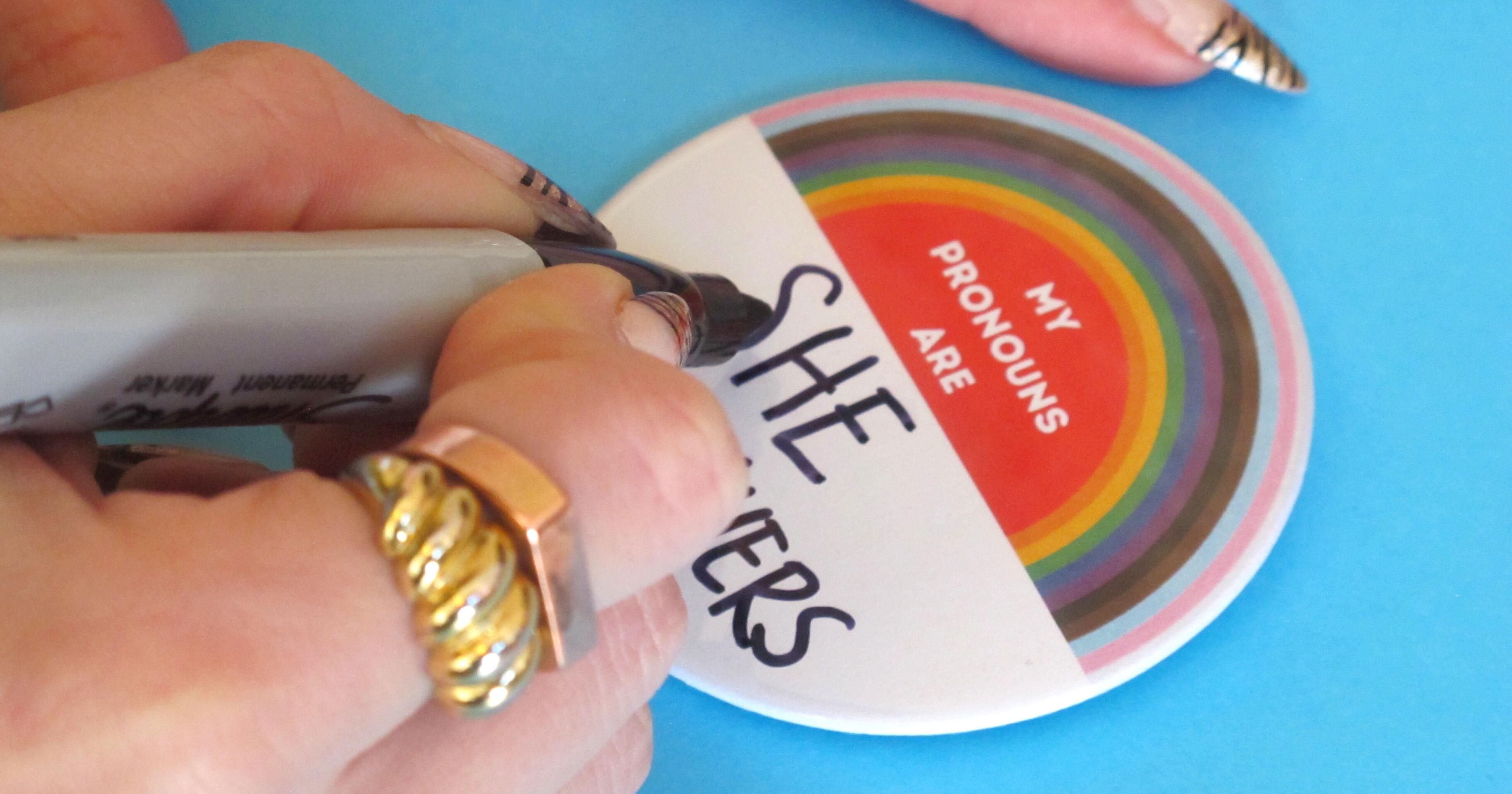 How To Use A LGBTQ and Pronoun Button Template - Busy Beaver Button Co.