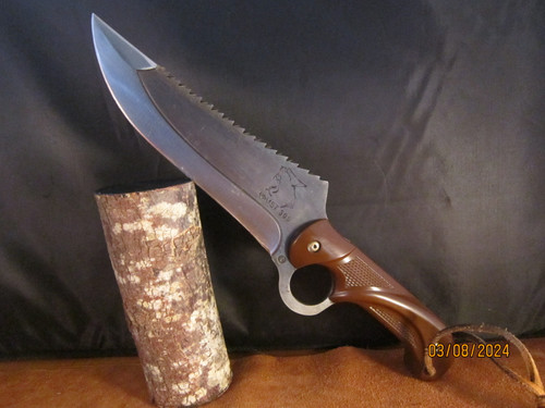 Vintage Jefferson Spivey Sabertooth Knife ST-305