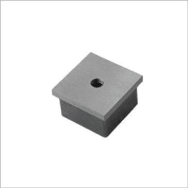 SQUARE END CAP WITH HOLE IN SS316 - TAG HARDWARE