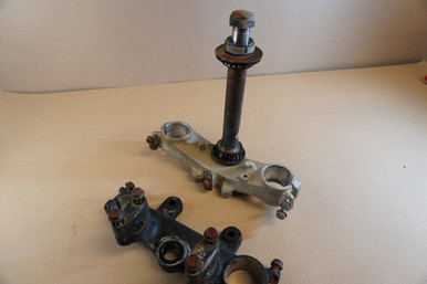 Set of fork yokes - Τιμονοπλακες DR250 S