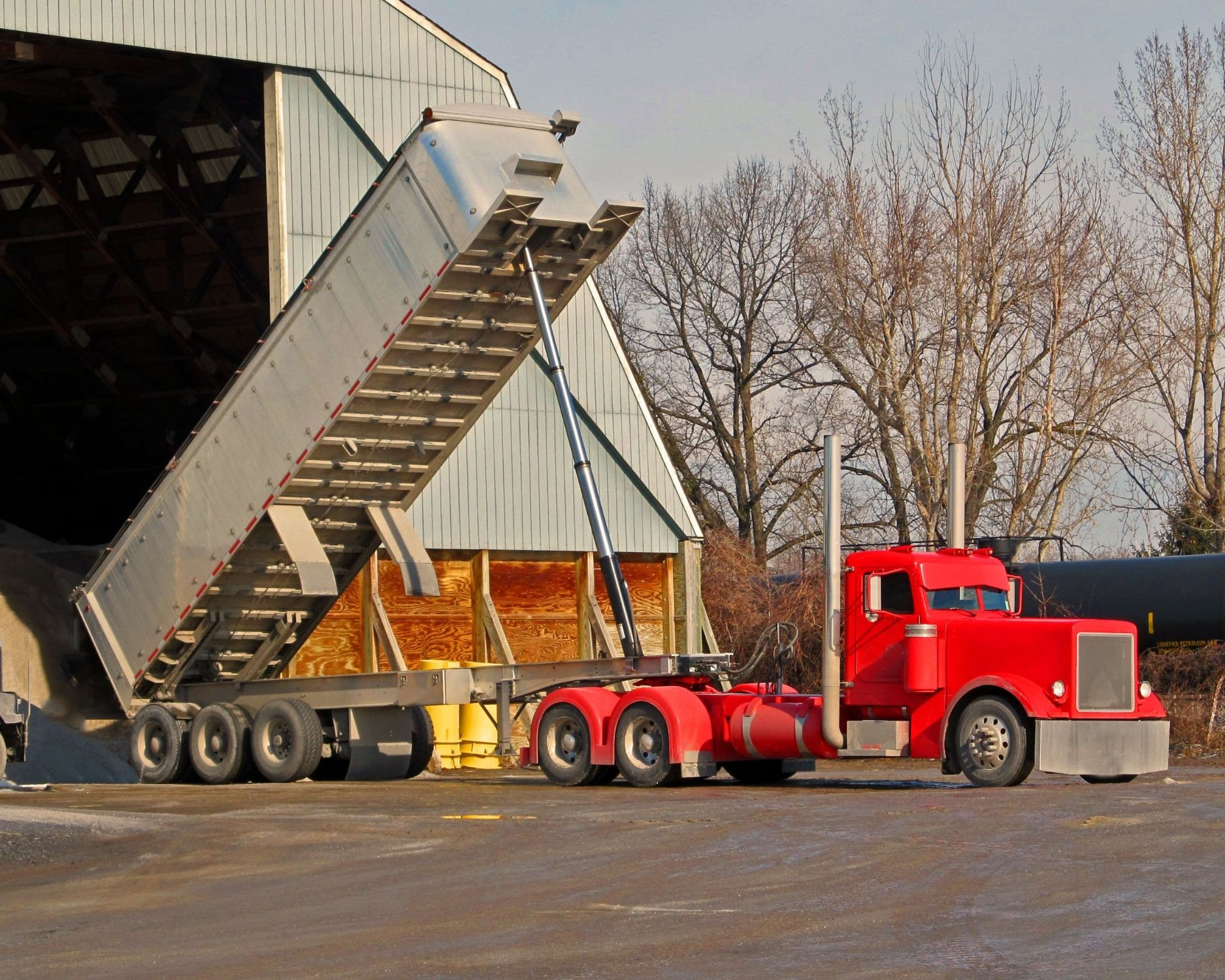Roll Off Dumpster Liners - DumpsterLiners.com
