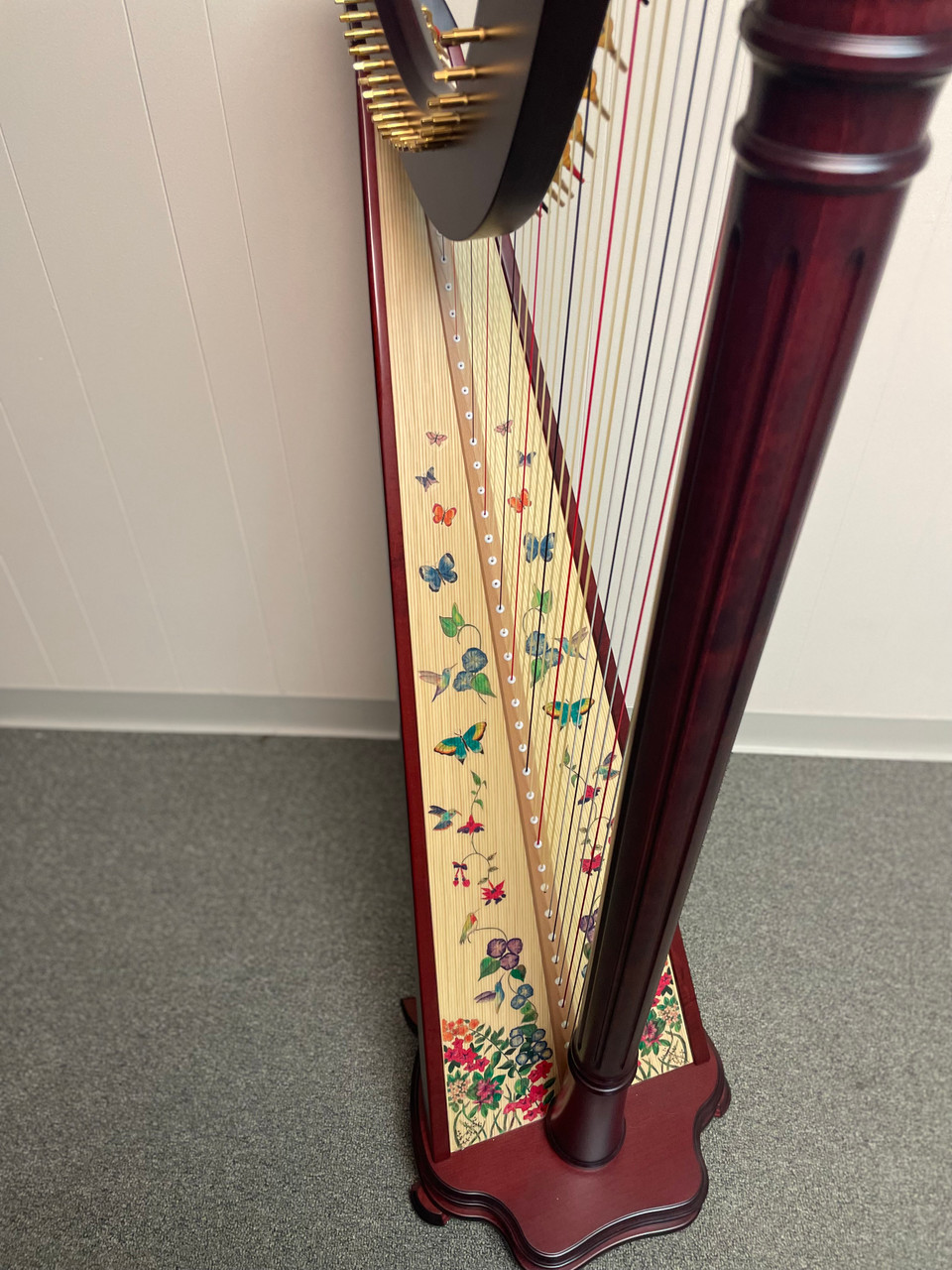 Pre Owned Salvi Custom Butterfly Board Deluxe Ana Lever Harp
