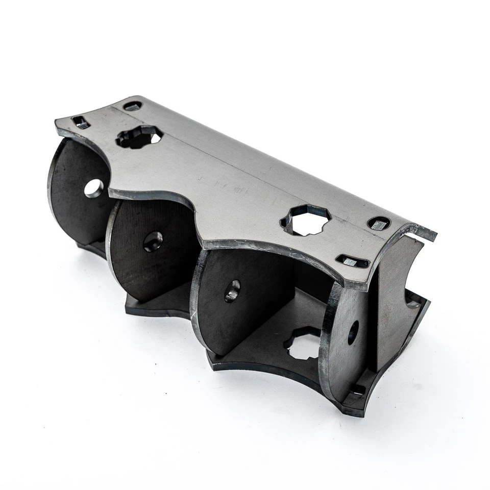 Adjustable Upper 4 Link Bracket - Ballistic Fabrication
