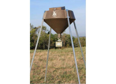 BOSS BUCK 600-LB AUTOMATIC FEEDER|BB-1.6.A - Terrain Treks