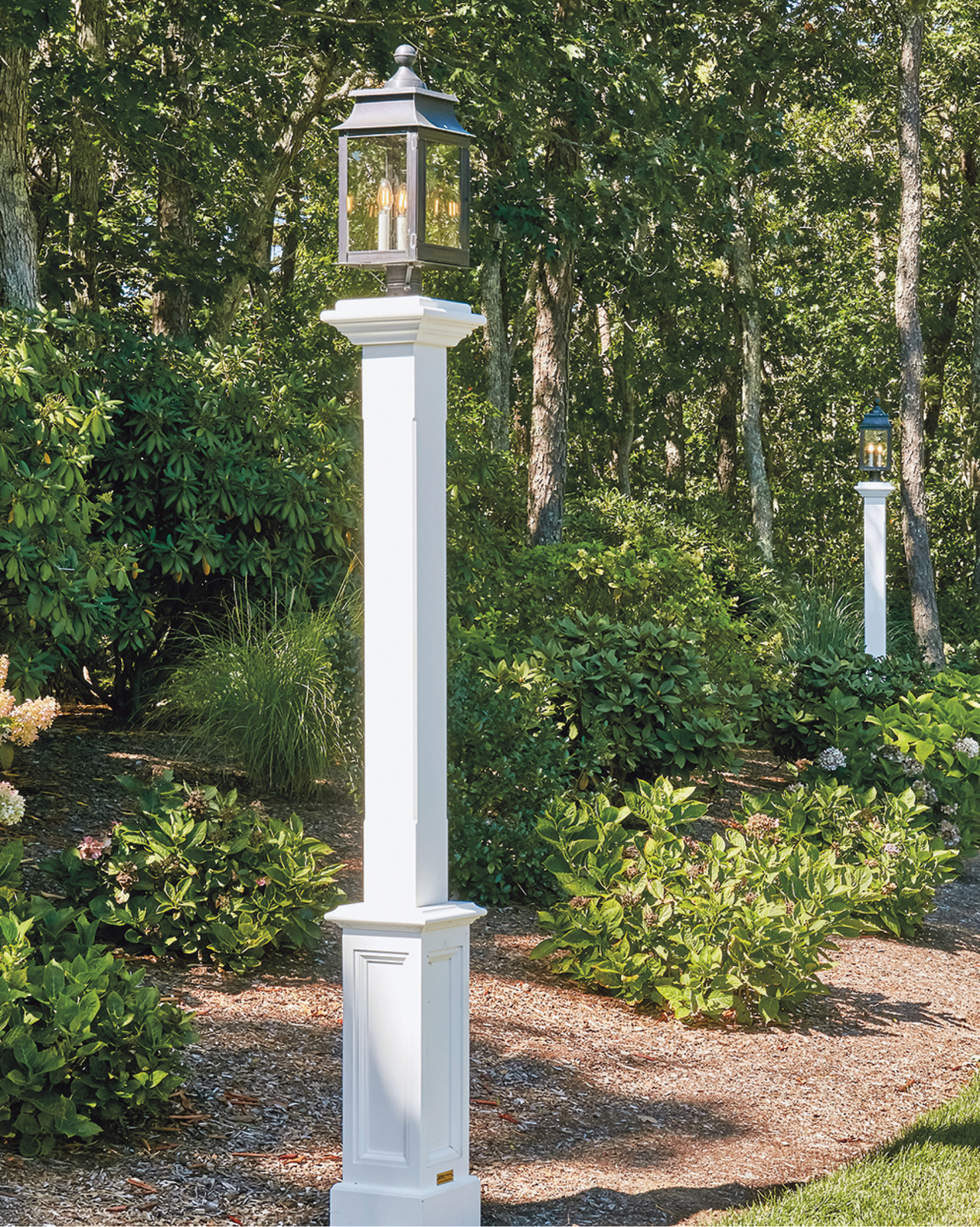 Expertly Crafted Light Posts | Walpole Outdoors