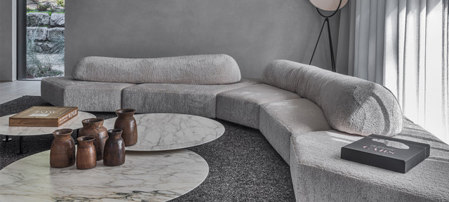 5 Ways To Style Design's Most Audacious Sofa - Chaplins