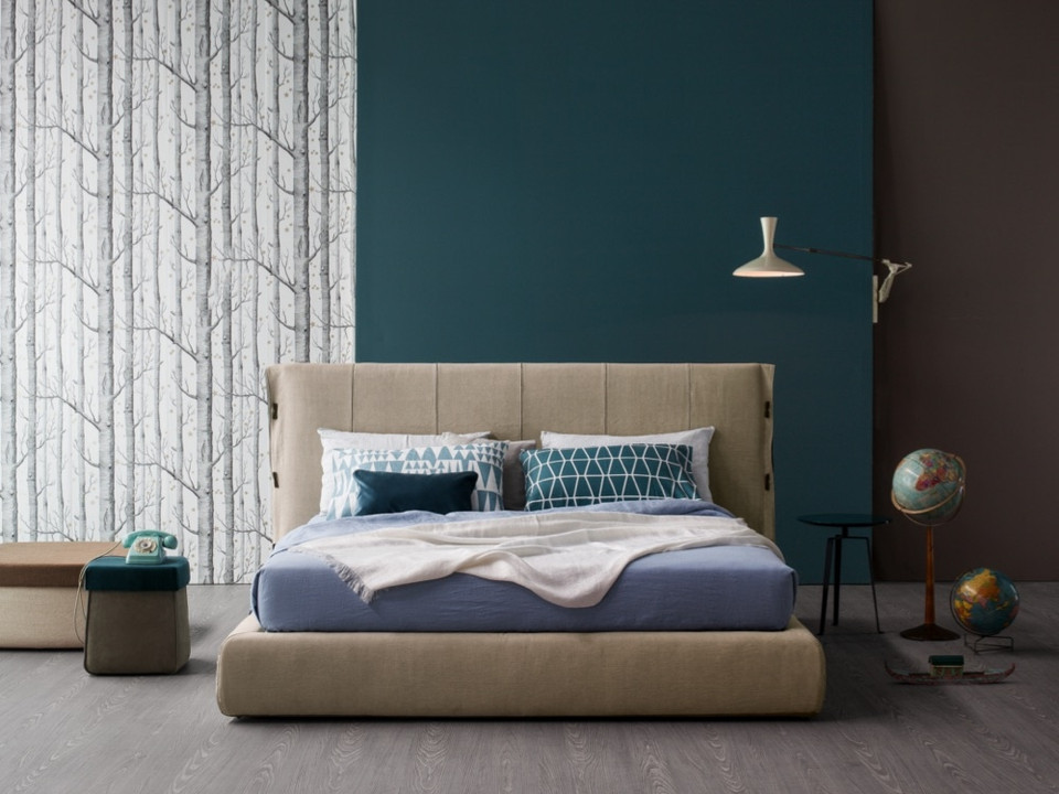 Bonaldo Youniverse Bed by Mauro Lipparini - Chaplins