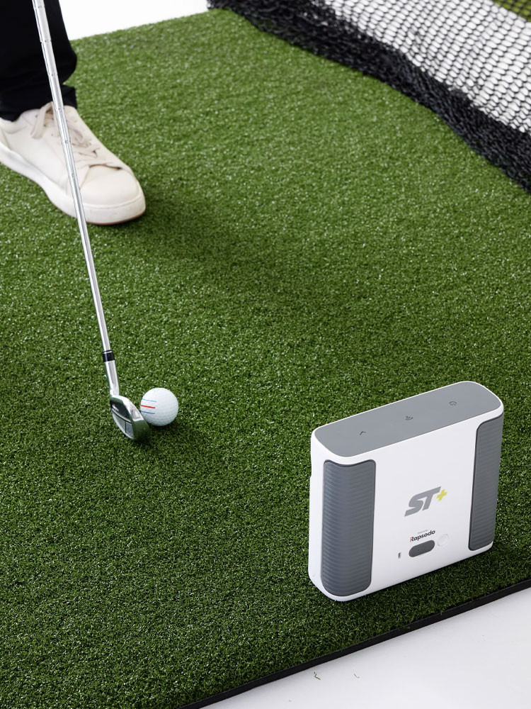 Skytrak+ Portable Golf Sim Studio | GolfBox