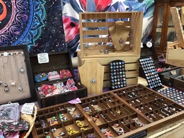 Carolines Collections | Quakertown Farmers Market