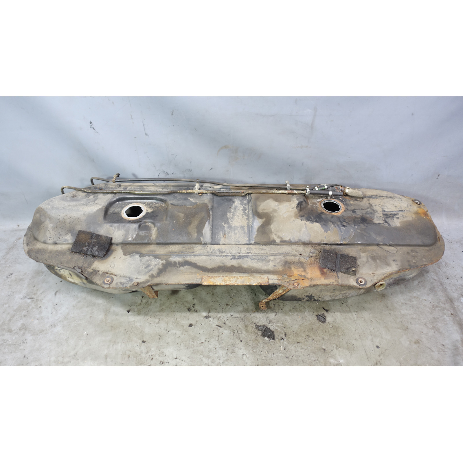 1986 bmw 535i fuel tank