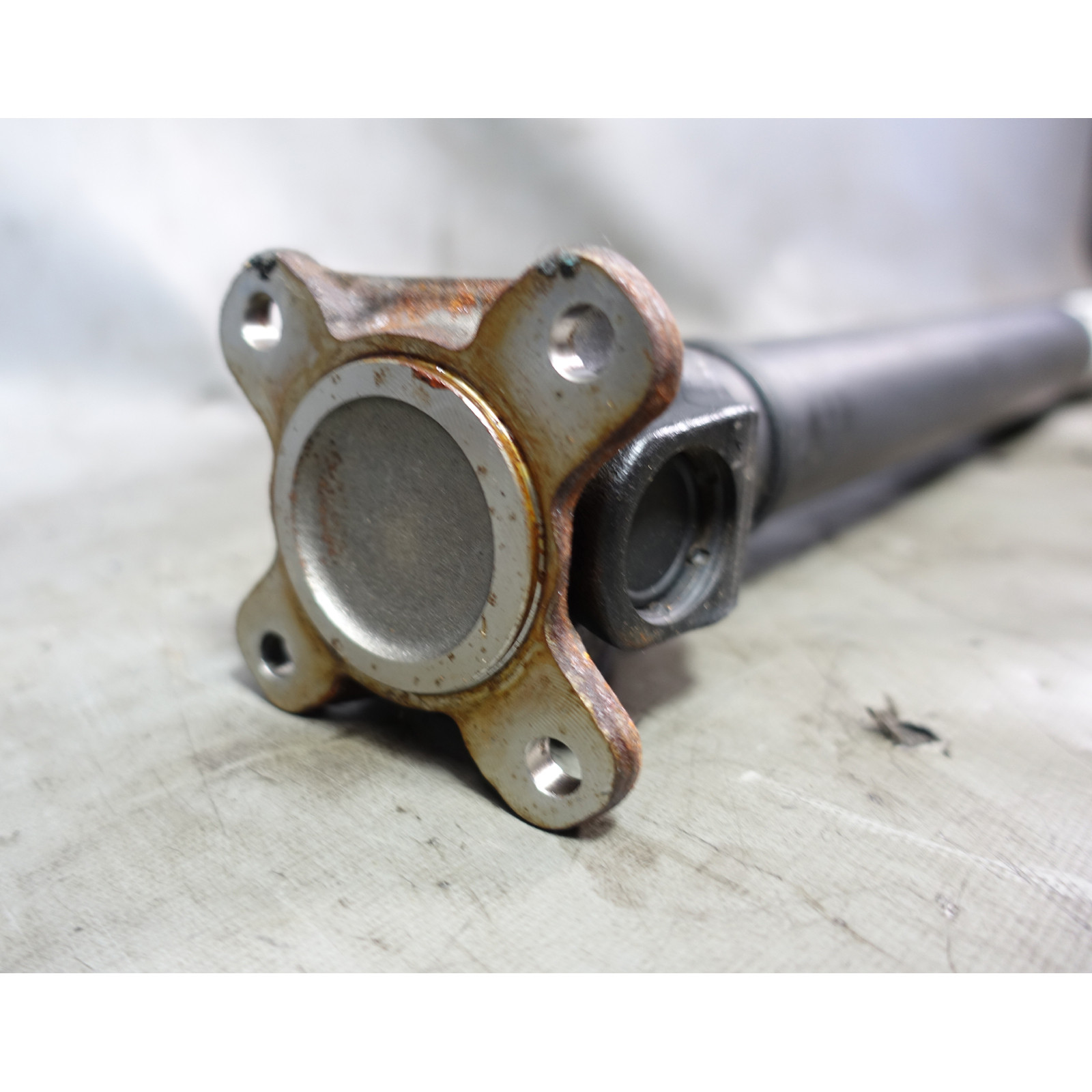 17-20 BMW G30 5-Series G12 xDrive AWD Front Drive Propeller Shaft U ...