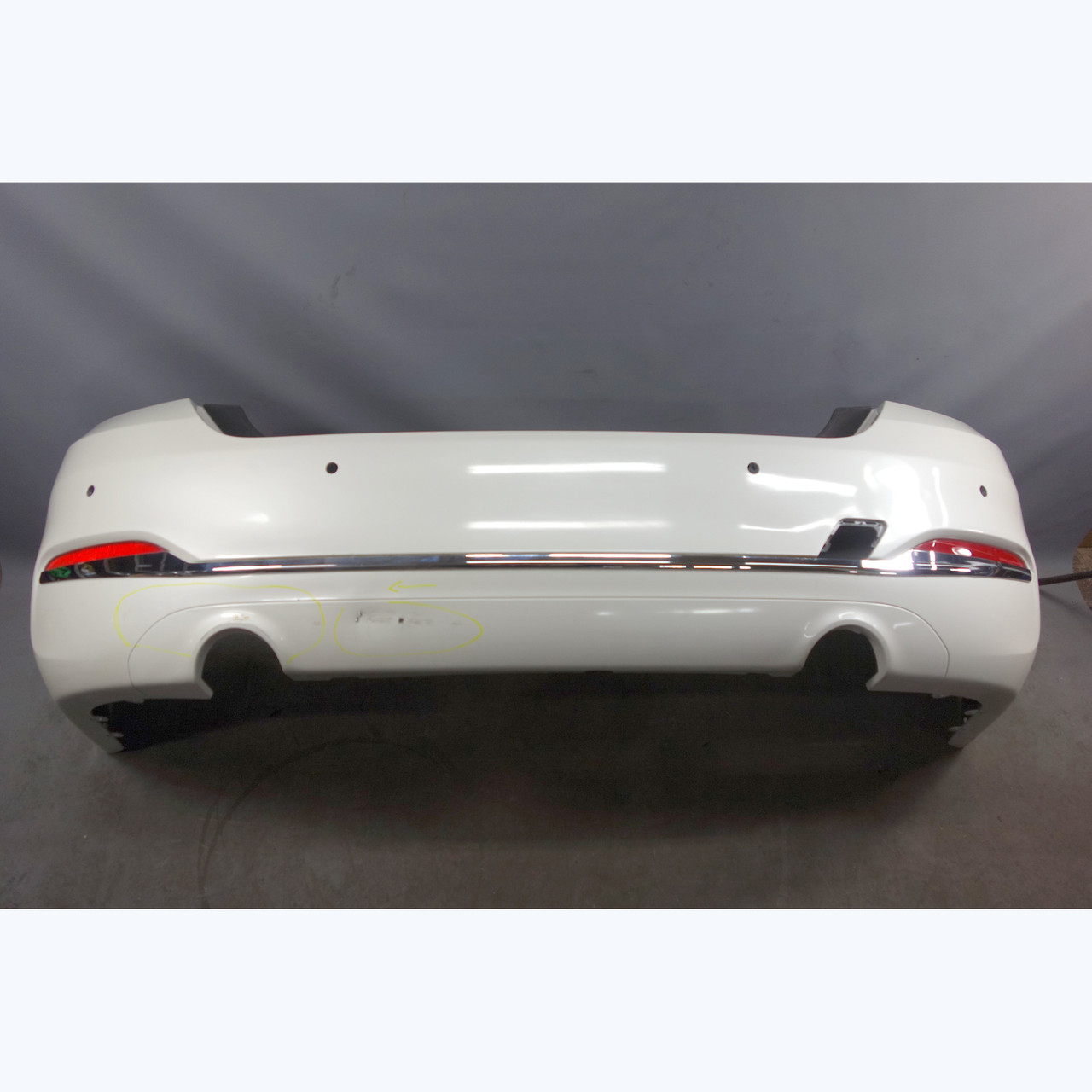 Damaged 2017-2020 BMW F36 440i 440iX Gran Coupe Rear Bumper Cover PDC ...