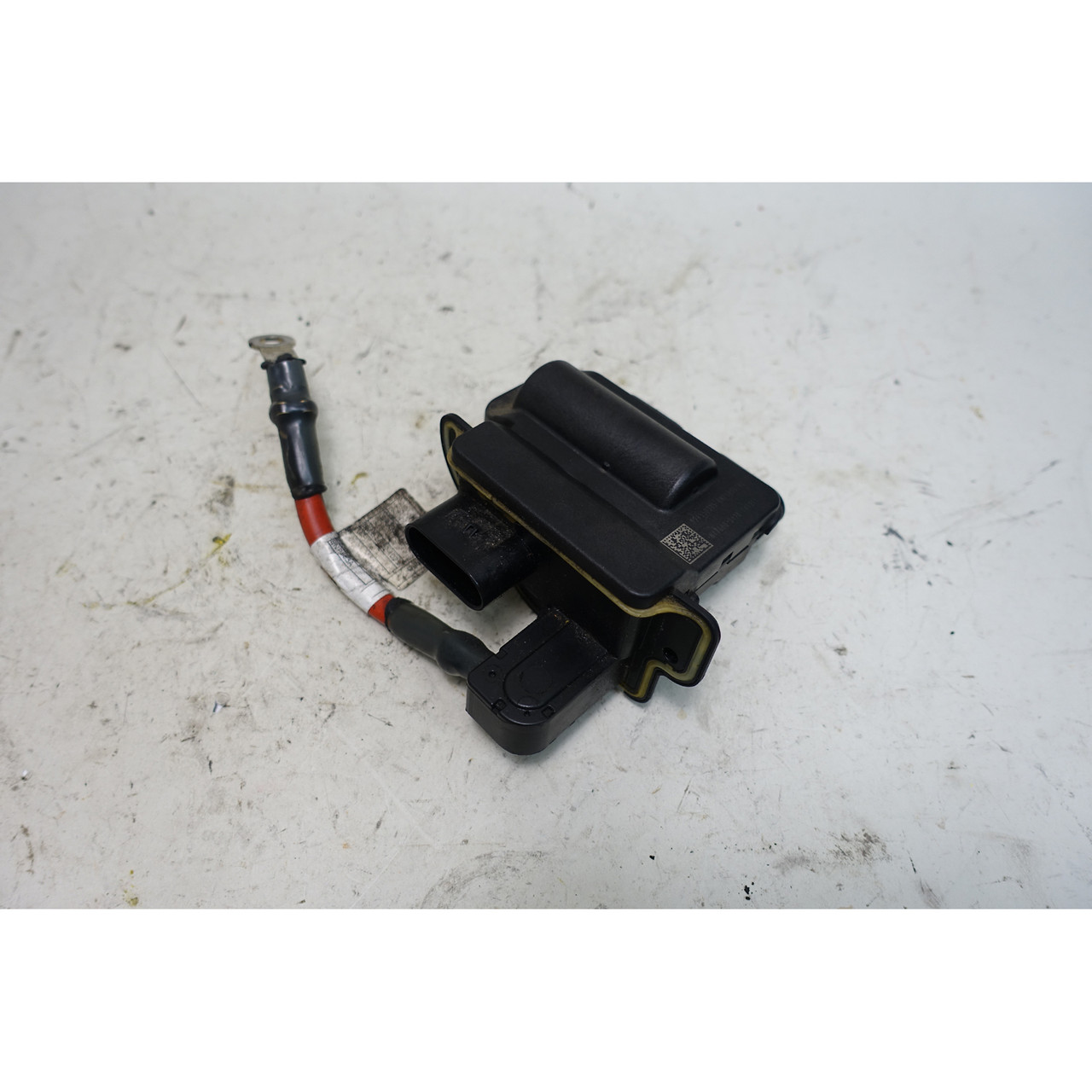 2014-2019 BMW F15 X5 F16 X6 Front Battery Positive Junction Box ...