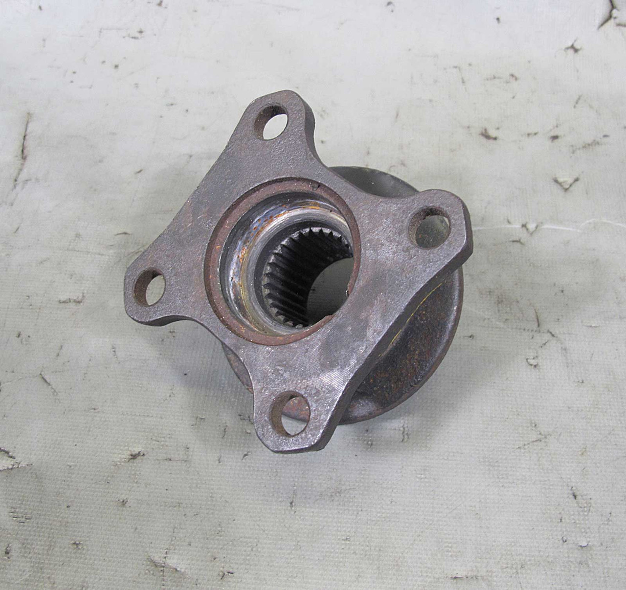 BMW E30 E28 5-Series Rear Differential Input Flange Splined 4-Bolt ...