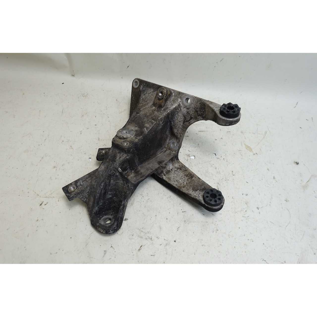 01-06 BMW E46 M3 Left Engine Support Suspension Arm Bracket for SMG ...