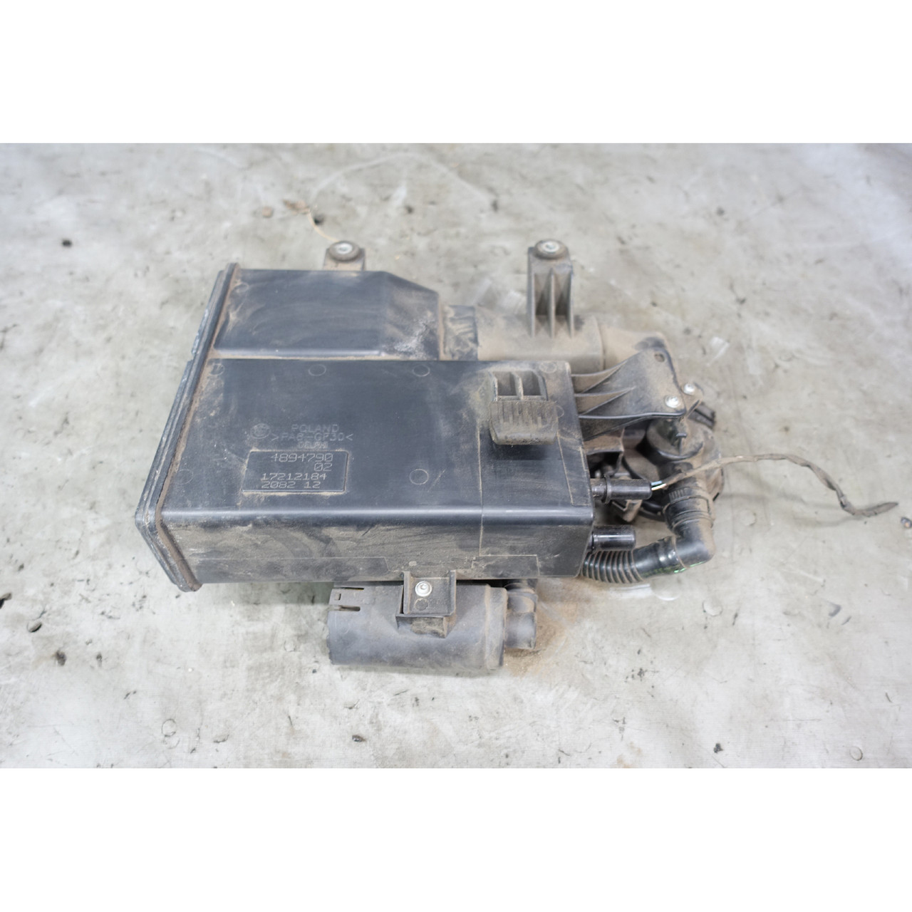 09-15 BMW F01 F02 7-Series EVAP Charcoal Canister with Leak Detection ...